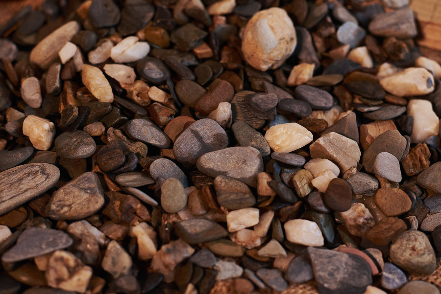 Aqua Gravel 8kg - Natural Riverbed Substrate | School Of Scape